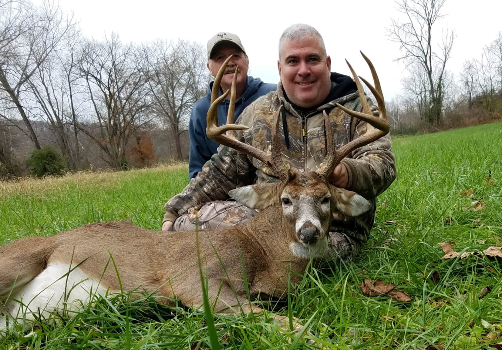 Ohio Deer Hunts, Ohio Whitetail Deer Guide, Monster Trophy Bucks